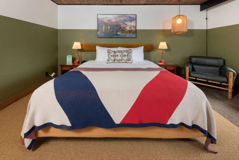 Rooms & Suites | Station House Inn - South Lake Tahoe Hotel